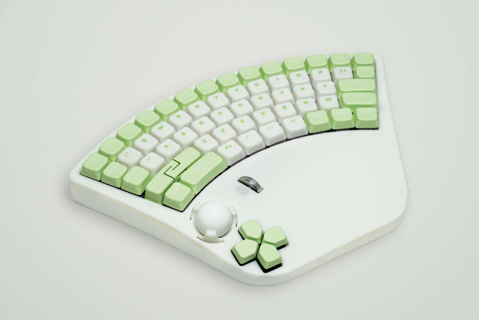 Typing with One Hand? This Brilliant Open Source Keyboard Makes It Easy