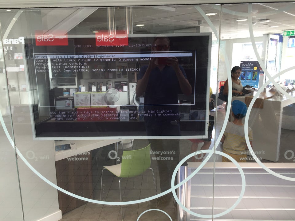 Ubuntu Linux Spotted in Real Life
