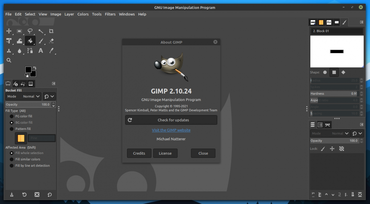 Edward Snowden Thinks GIMP Needs a Major UI Overhaul